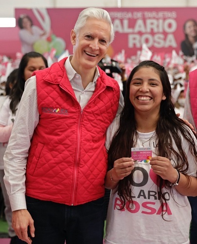 Más de 600 mil beneficiarias del Salario rosa - El vistazo a la noticia